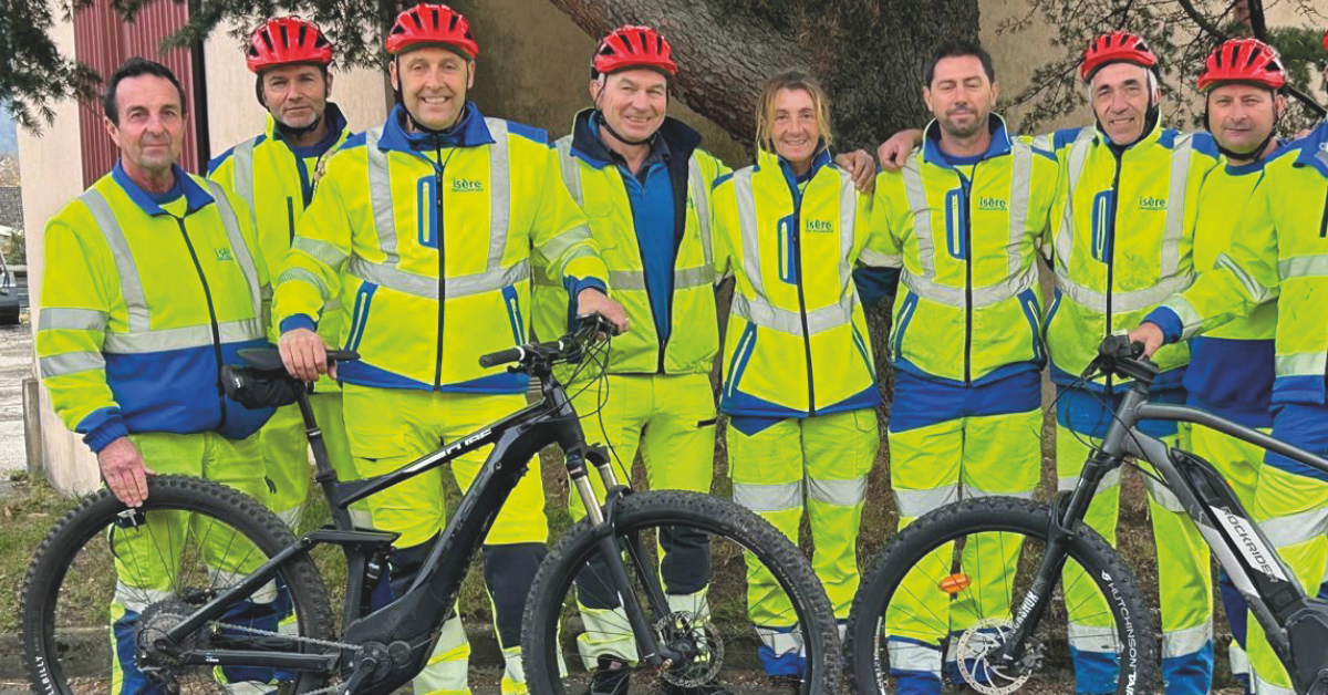 La Patrouille verte : nos agents des routes… à vélo - Héros Territoriaux